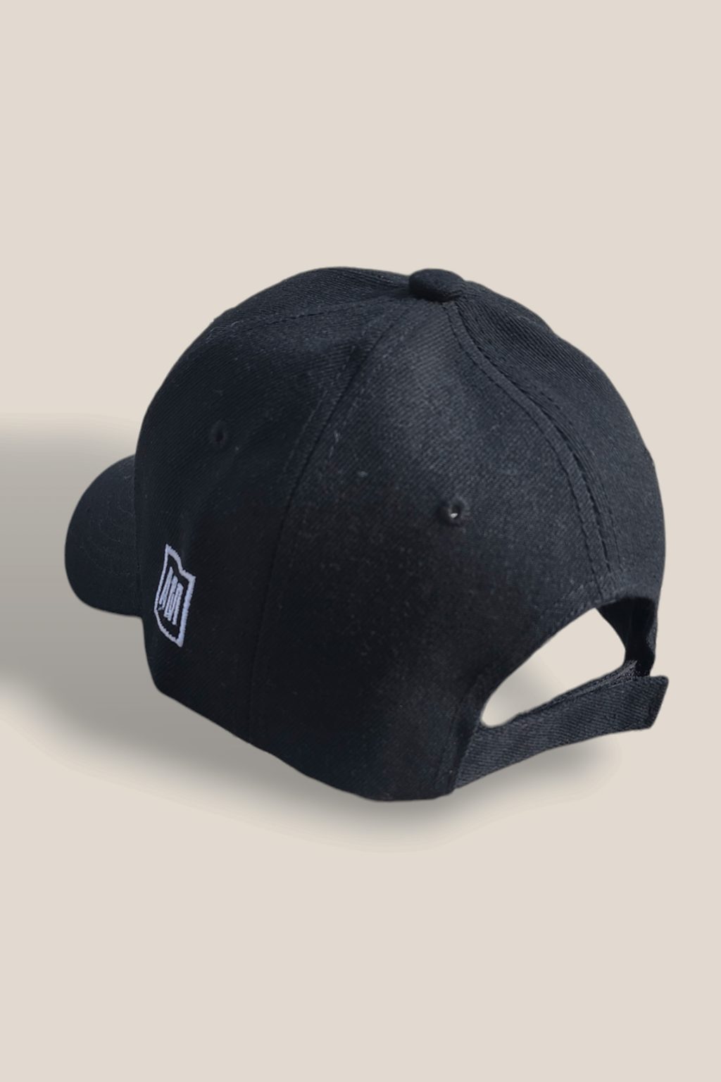 Gorra H – Negra | Unisex – Ara Macao